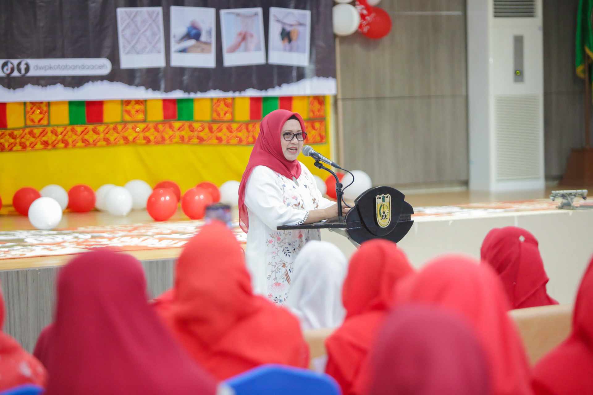 Semarakkan Hut RI, DWP Gelar Lomba Macrame